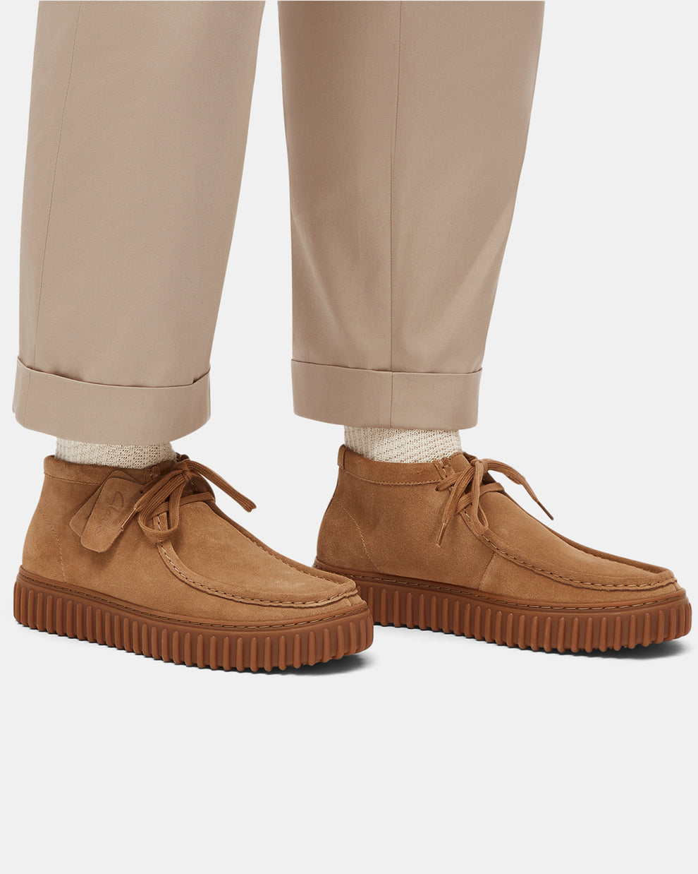 Torhill Hi Dark Sand Suede – Clarks