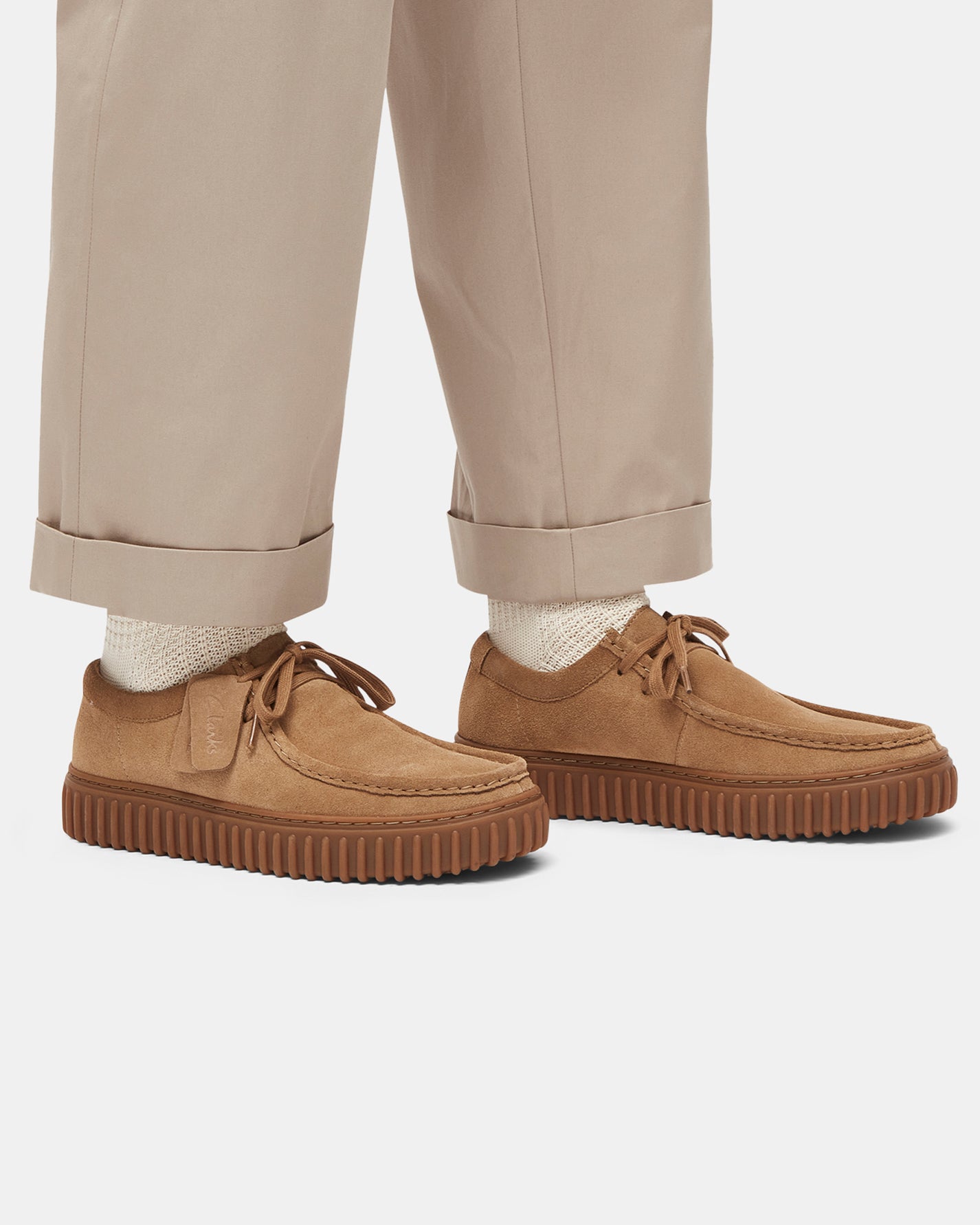 Torhill Lo Dark Sand Suede – Clarks