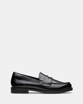 Straven Edge Black Leather – Clarks