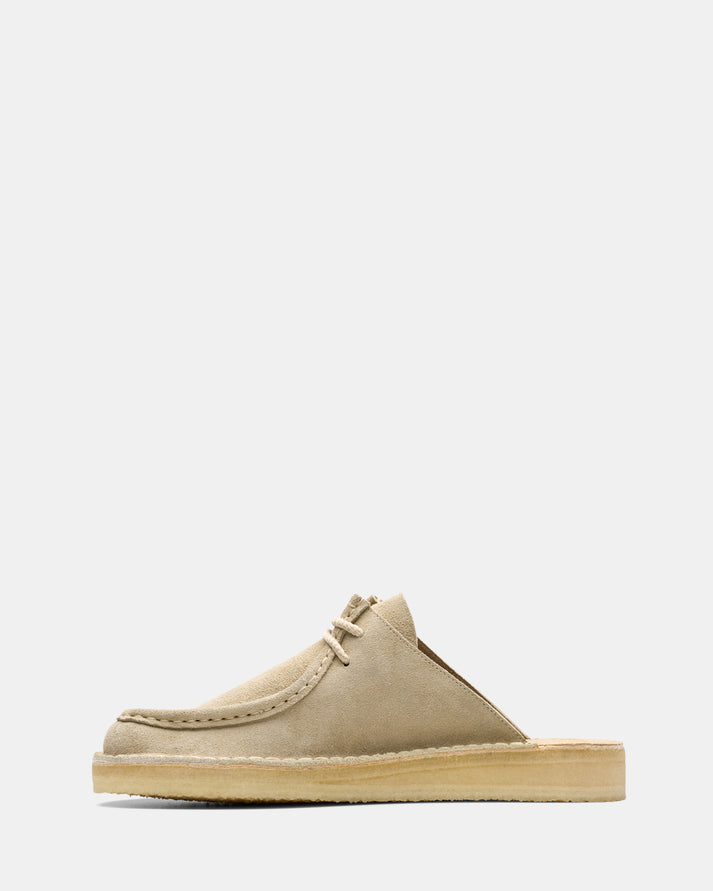 DESERT NOMAD MULE (M) Pale Grey Suede – Clarks